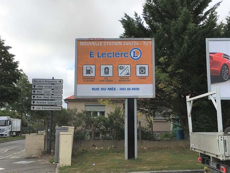 Agence de communication des supports et signalétiques adaptés